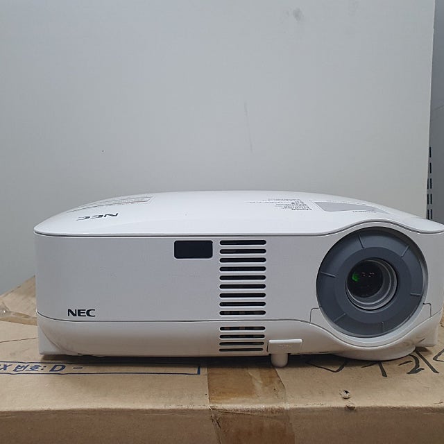 NEC 소형 VT700 2500안시 XGA 중고빔프로젝터 : 네이버 블로그